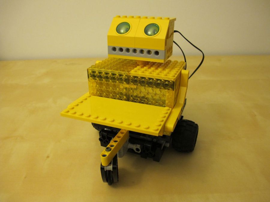Lego Power Functions and Building a Remote Controlled Robot – Dynamic ...