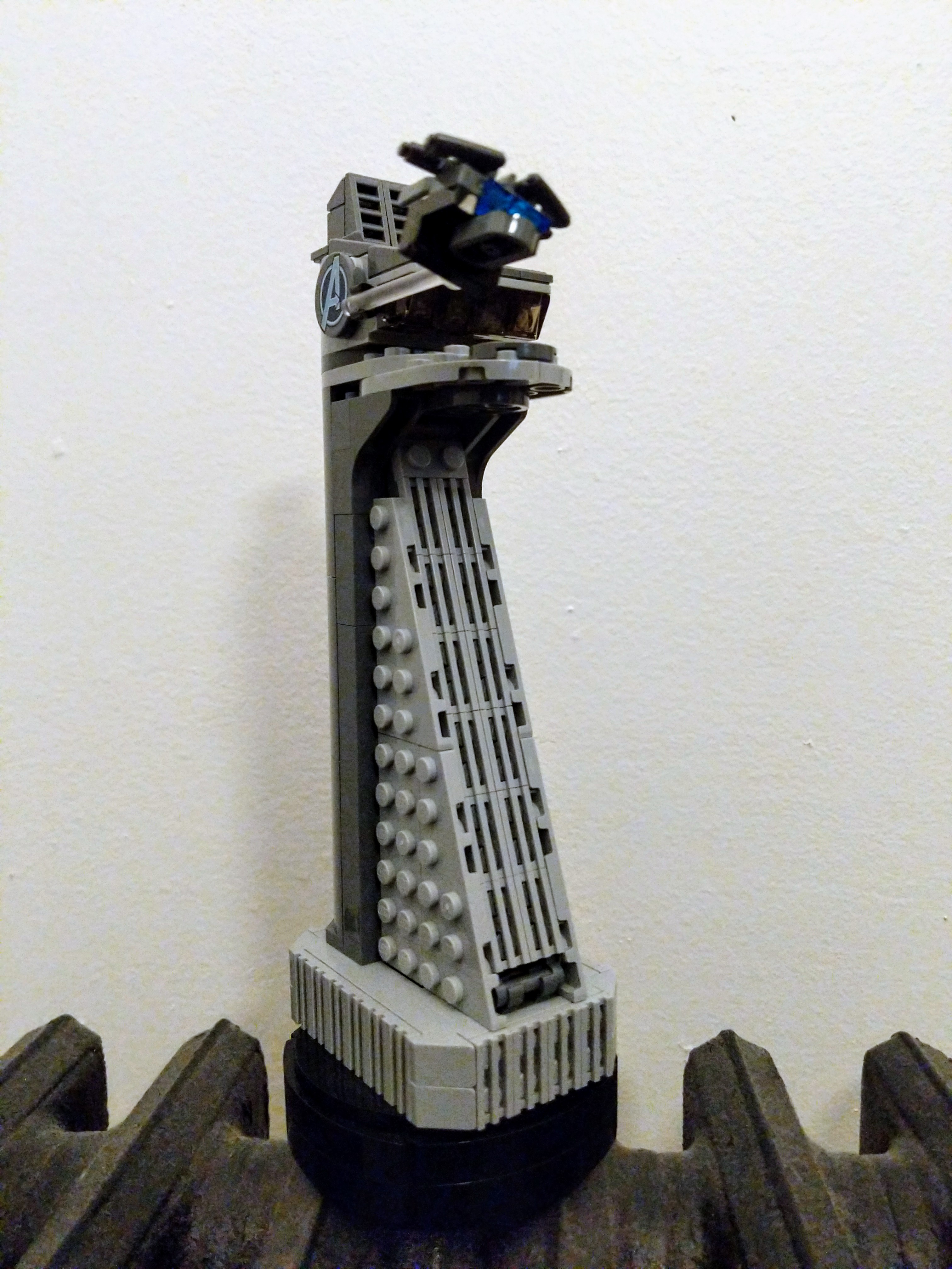 LEGO 40334 Avengers Tower with Tony Stark Minifigure – Dynamic Subspace